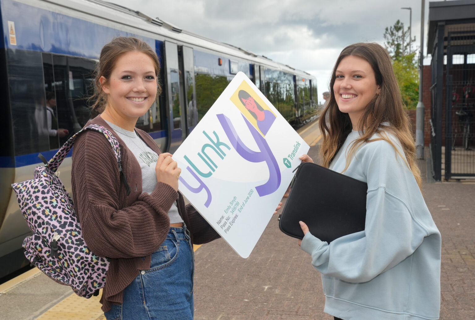 Students Can Save 50% On Travel With Translink - BAM NI