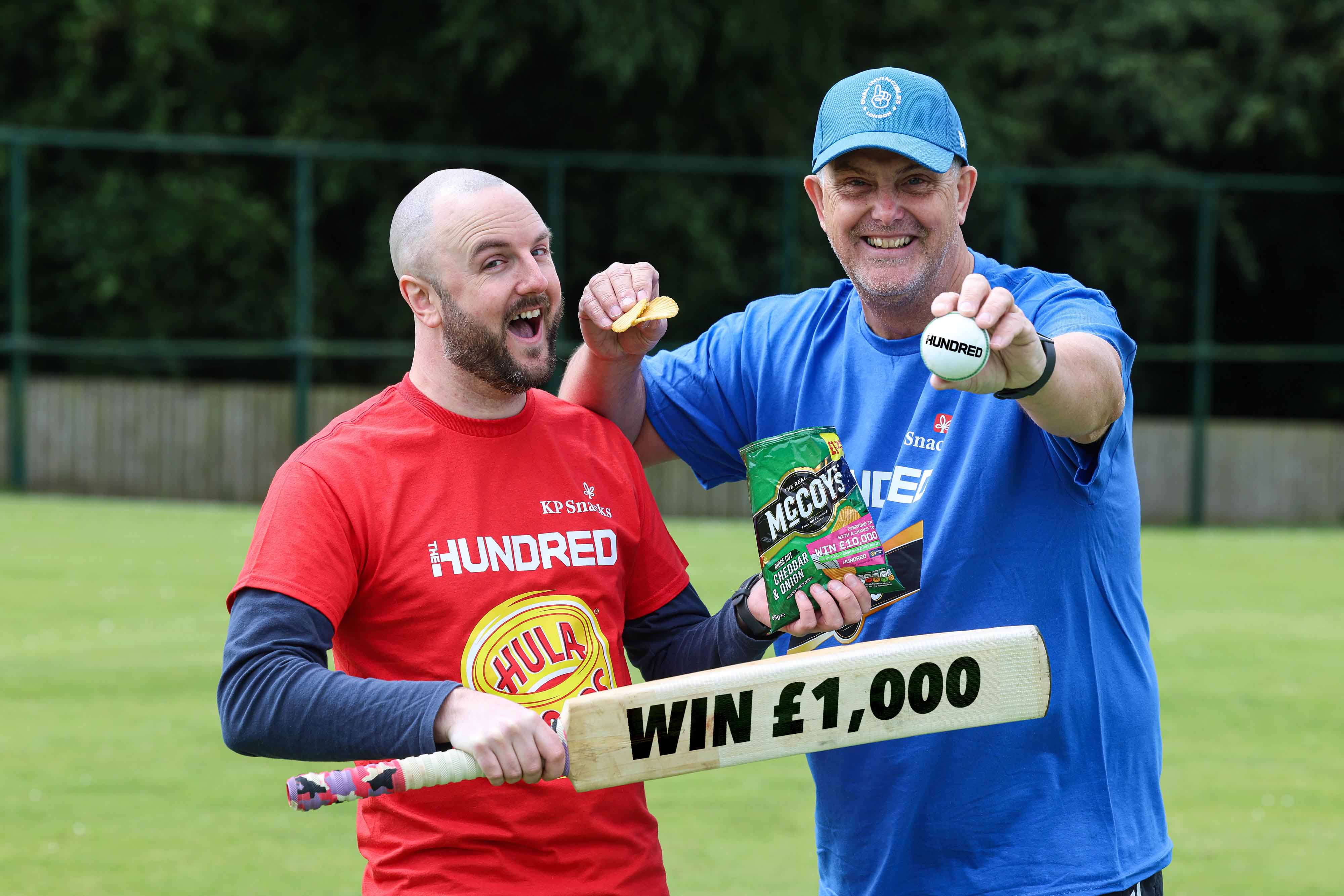 Kp Snacks Stumps Up £1,000 For Local Cricket Clubs - BAM NI